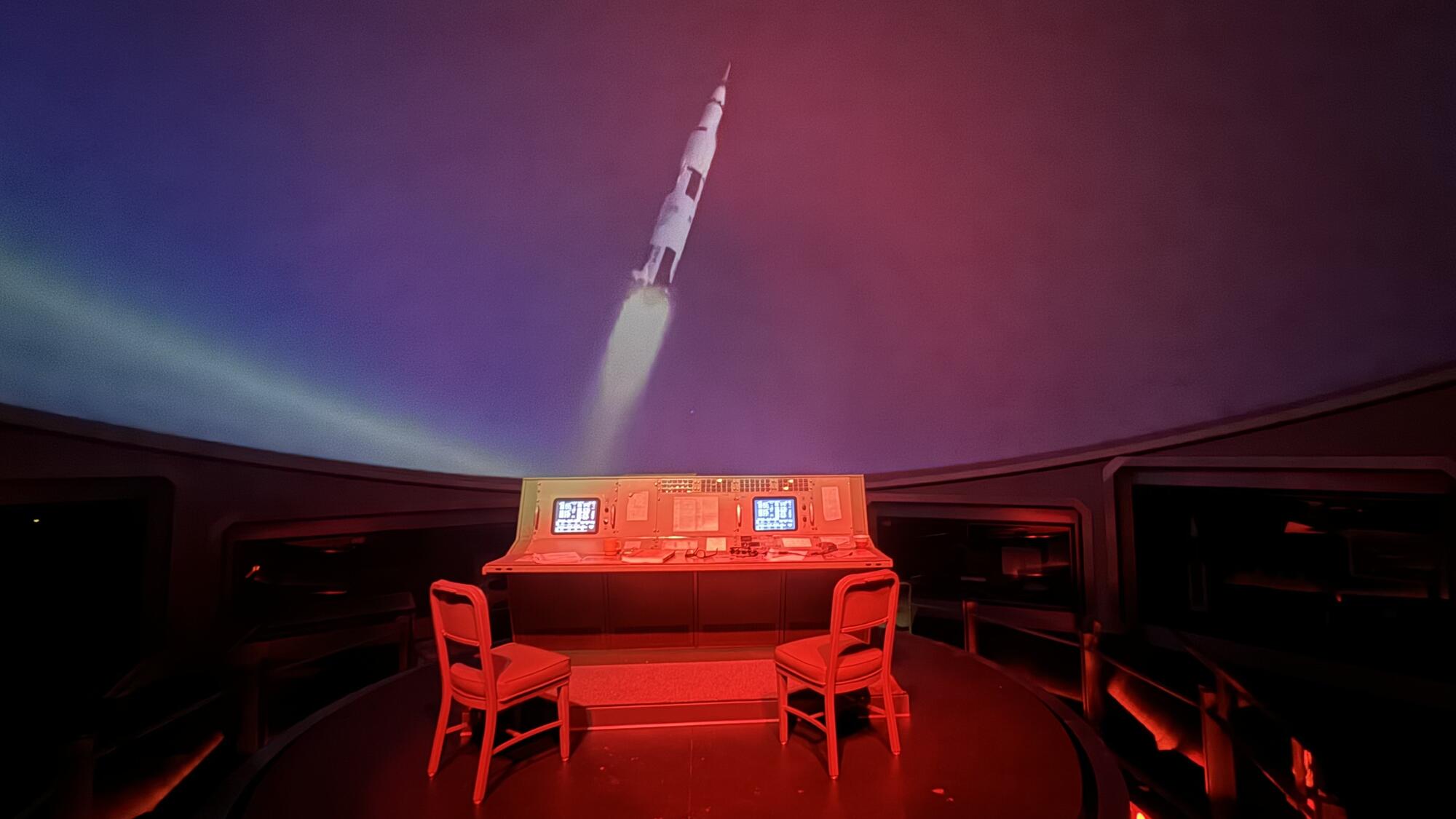 CAPCOM Go! The Apollo Story | The Children's Museum of Indianapolis